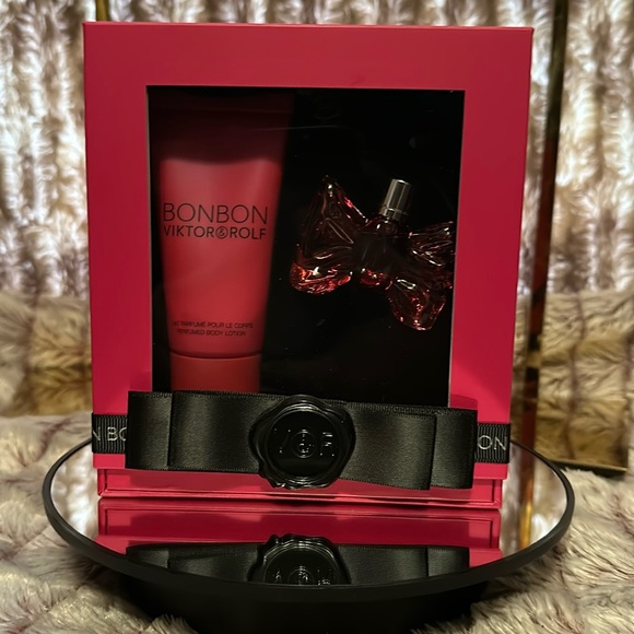 Viktor & Rolf | Bath & Body | Viktor Rolf Bonbon Perfum Body Lotion ...